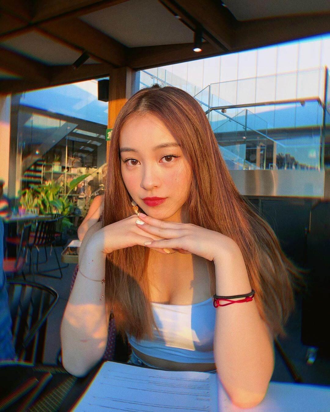 katrinayuxx | 港大女神 IG学生妹j图靚相